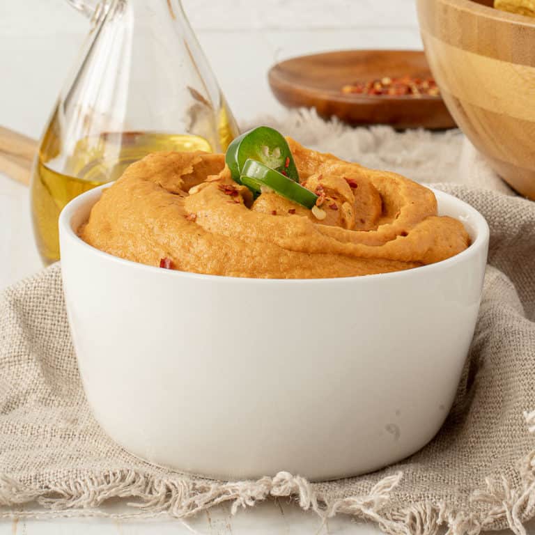 30 Vegan Dips and Spreads For All Your Party and Snacking Needs - Vegan ...